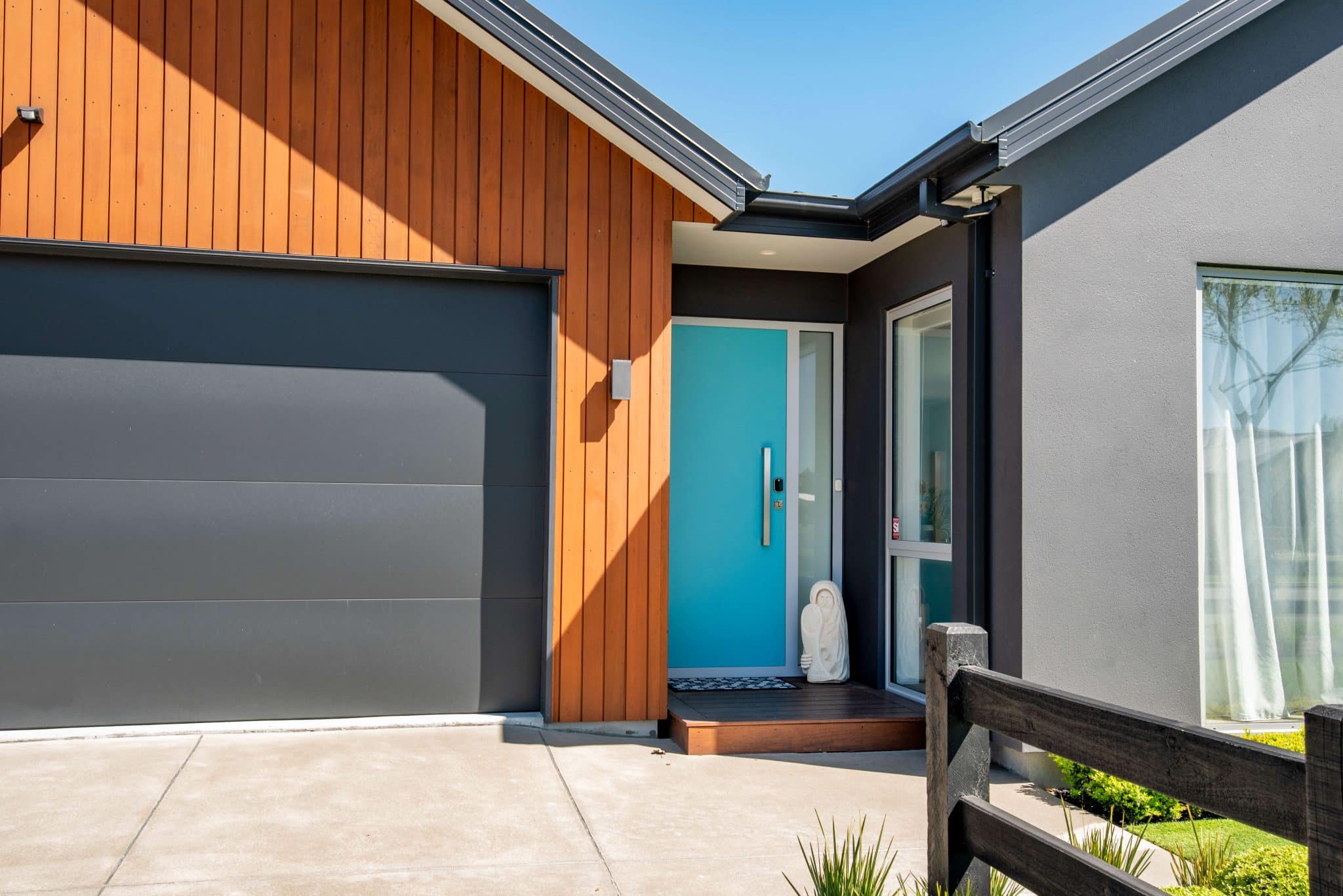 Duramax composite fibreglass front entry exterior doors - Parkwood